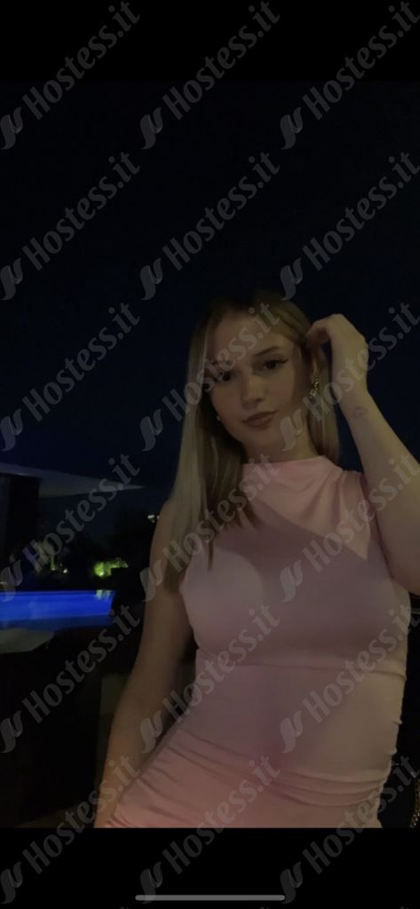 Francesca M. Hostess su Milano - Hostess.it