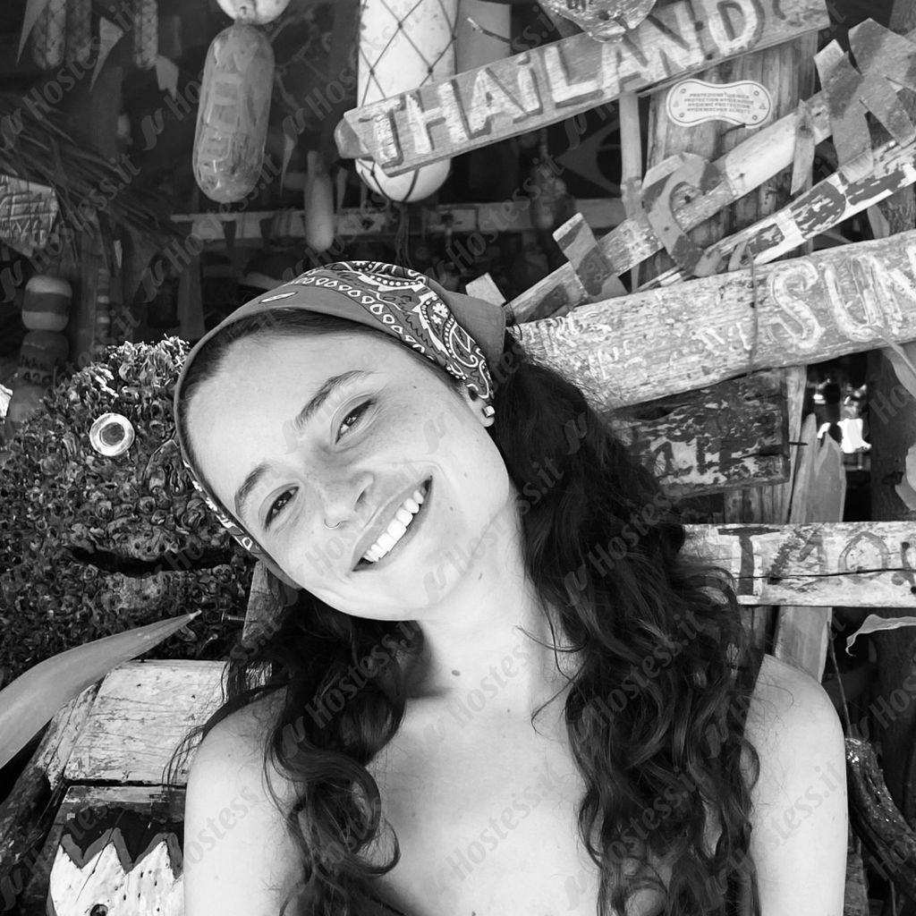 Flavia P. Hostess su Roma - Hostess.it