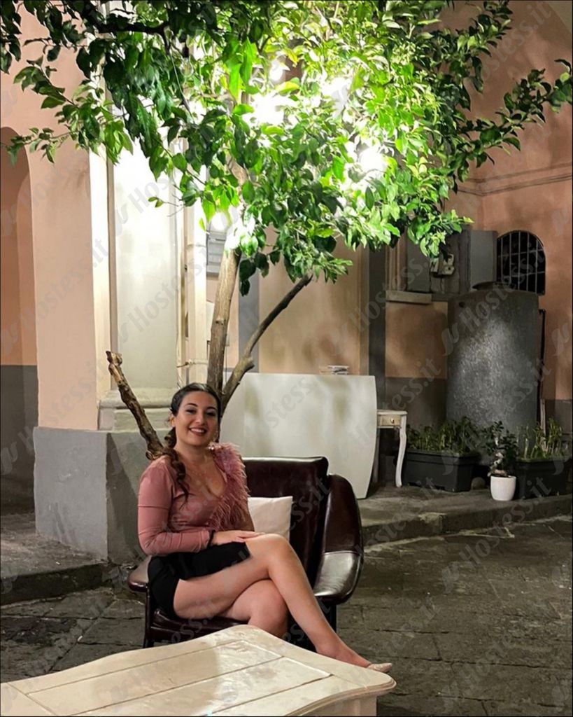 Francesca V. Hostess su Genova - Hostess.it