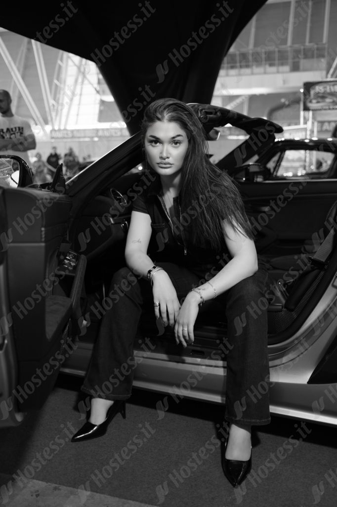 Isotta G. Hostess su Cuneo - Hostess.it