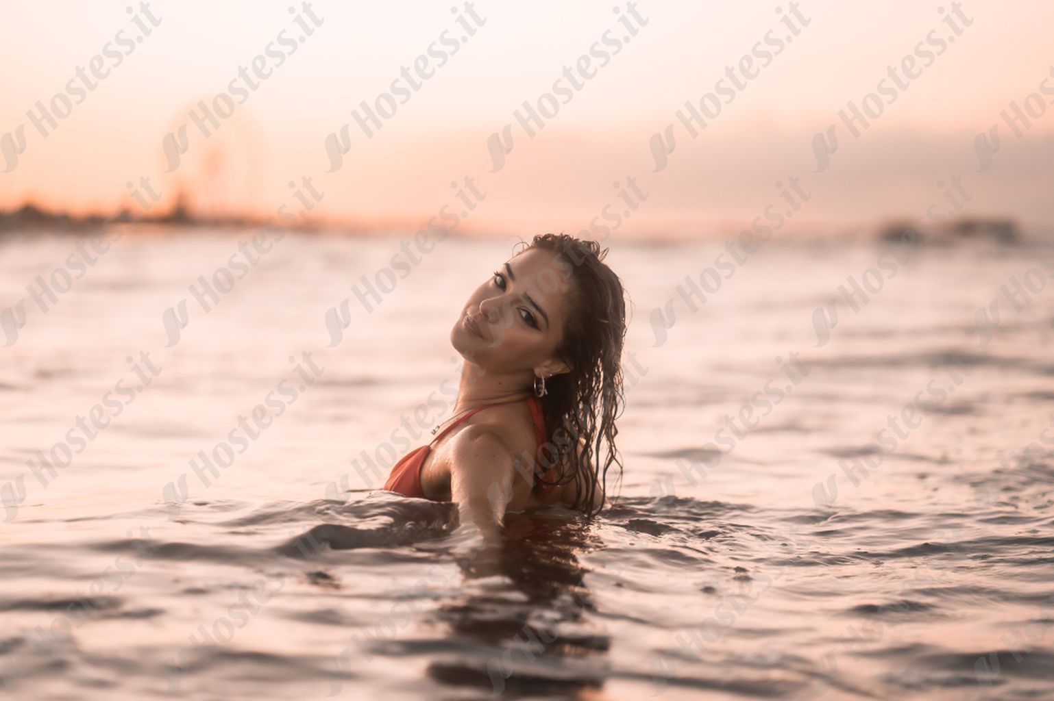 Sarah B. Hostess su Rimini - Hostess.it